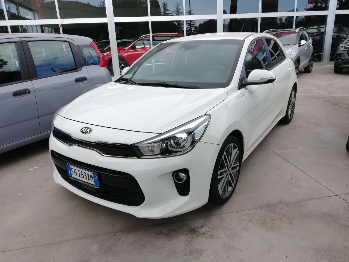 Kia Rio1.4 crdi Cool 90cv