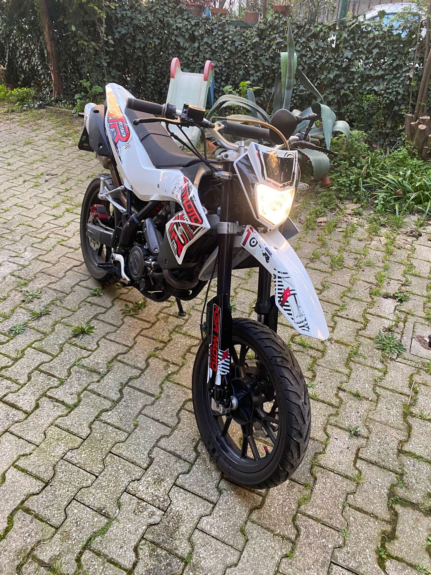 KSR Moto TR 125SM