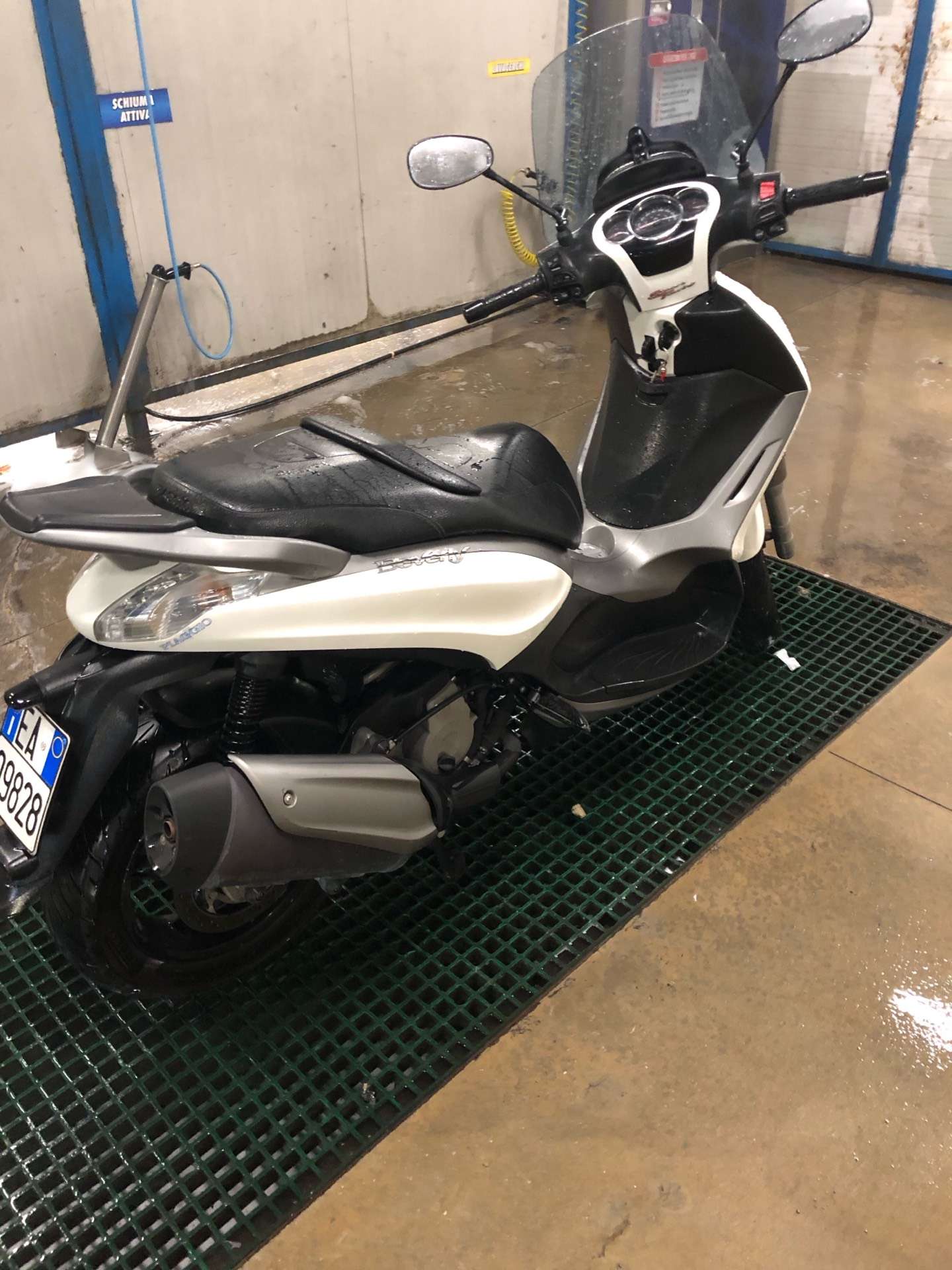 Piaggio Beverly 350Sport Touring