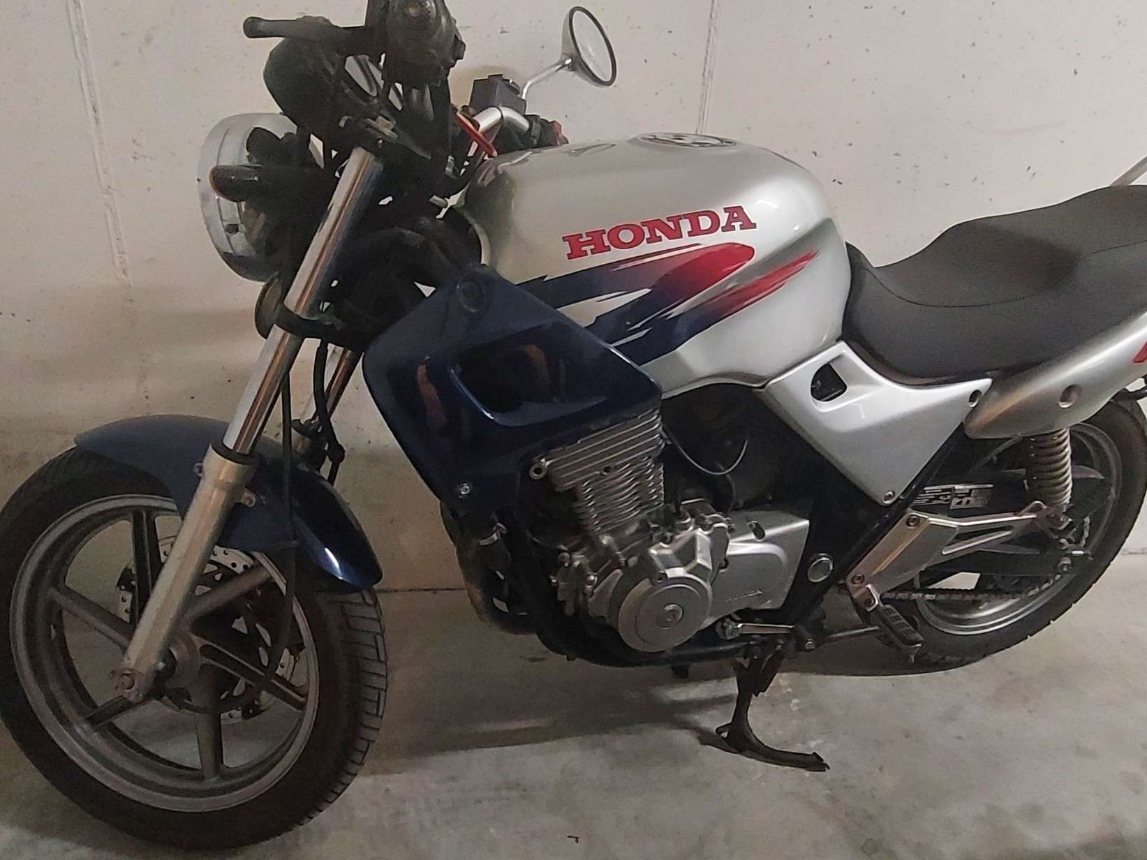 Honda CB 500