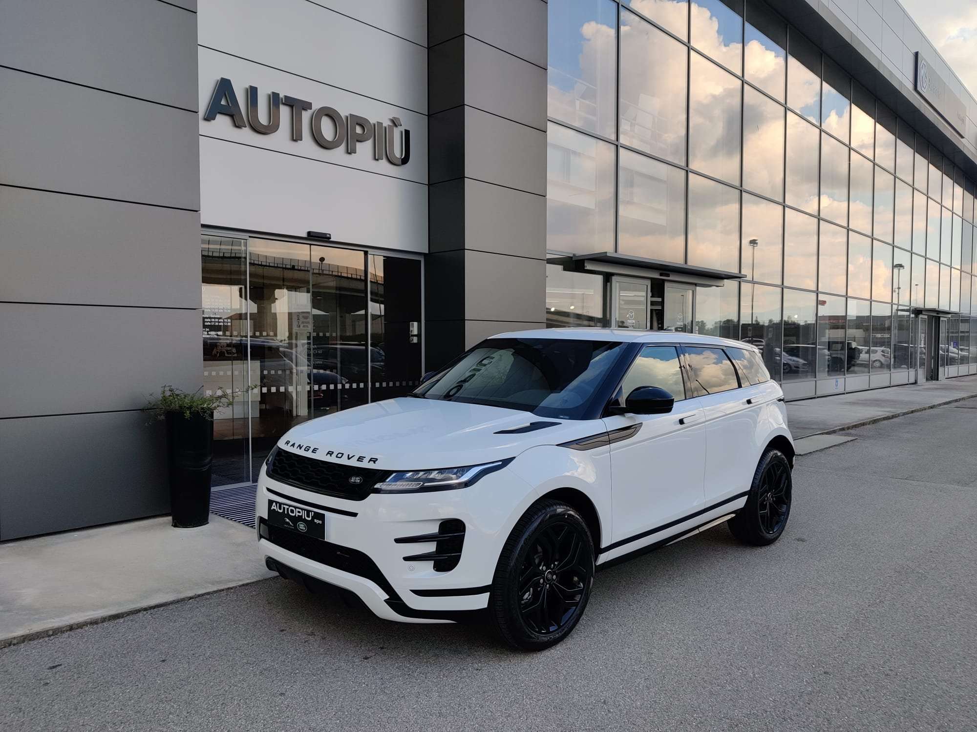 Land Rover Range Rover Evoque1.5 i3 phev awd 300cv auto