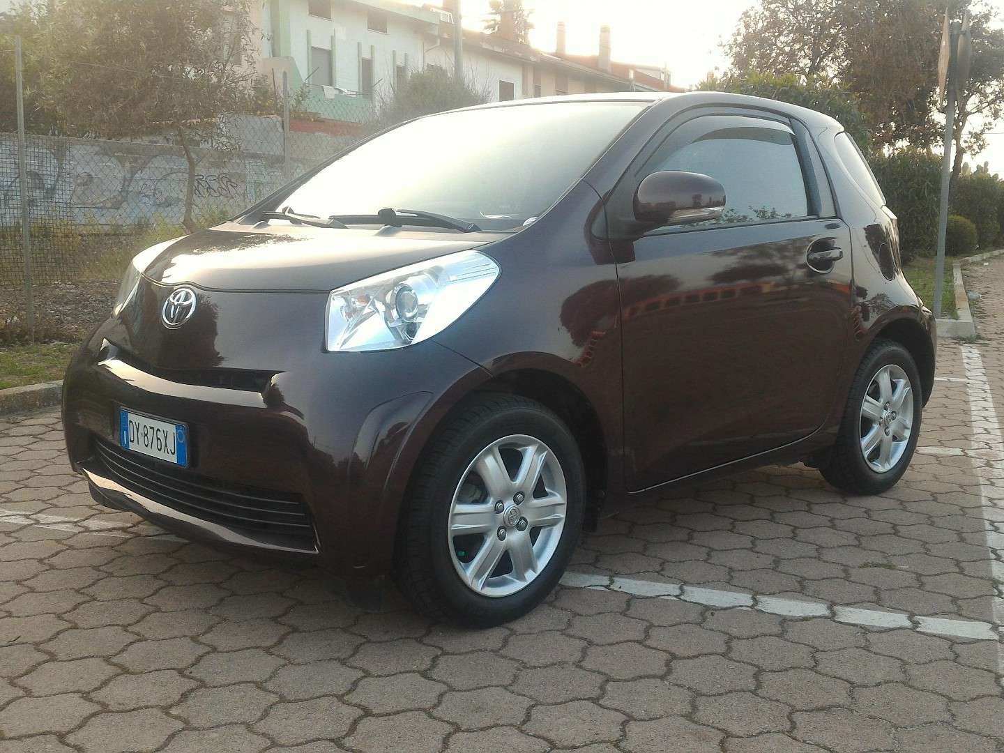 Toyota iQ1.0 cvt (multidrive)