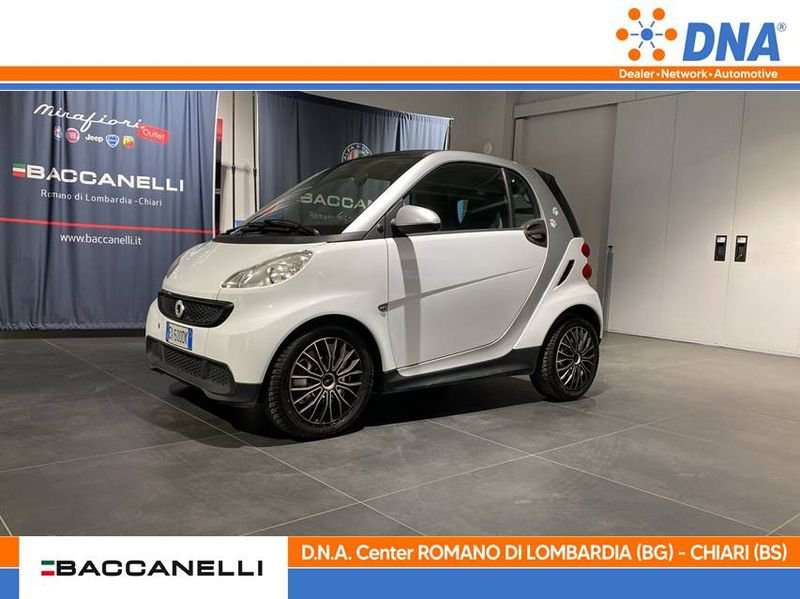 smart forTwofortwo 1000 45 kW MHD coupé pure