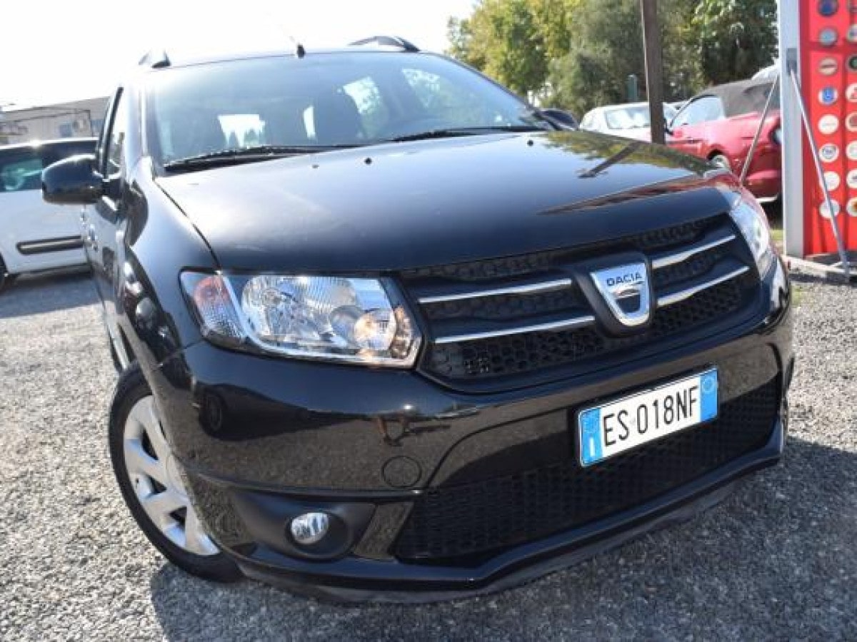 DACIA Logan 2ª serie DACIA Logan SW MCV 1.5 dCi 90CV Laurá©ate FULL - NAVI - BLUETOOTH - CLIMA - OK NEOPATENTATI