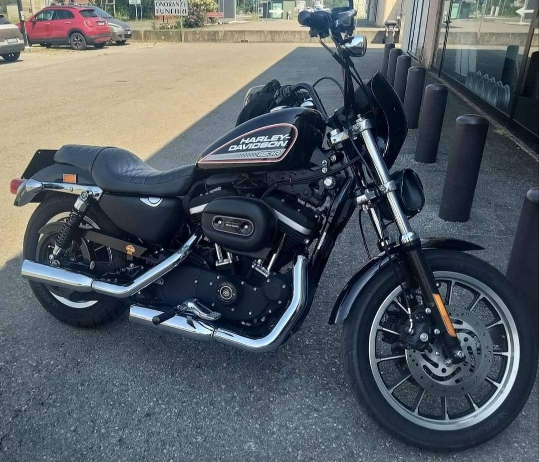 Harley-Davidson Sportster 883