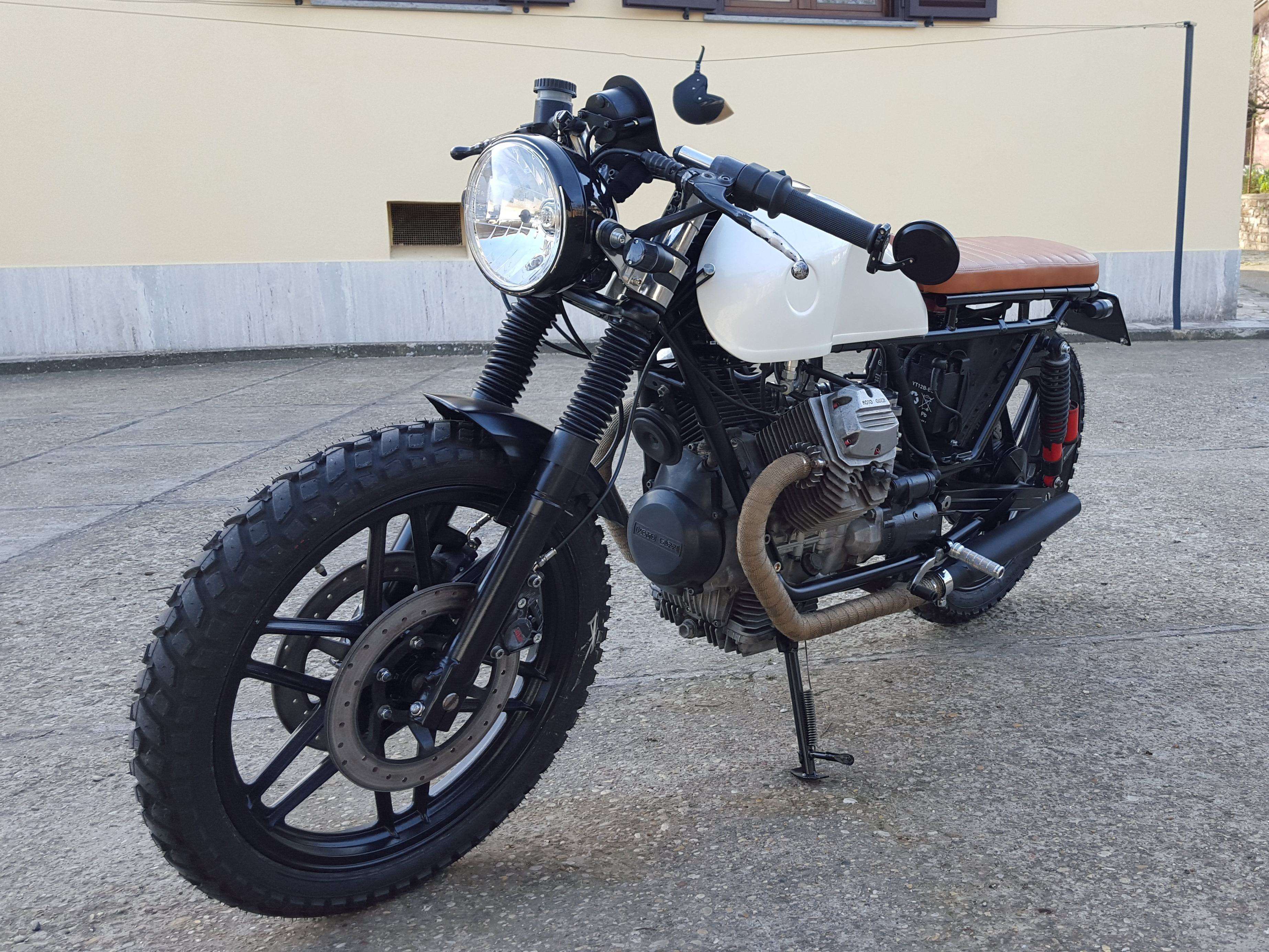 Moto Guzzi V 35Cafe racer