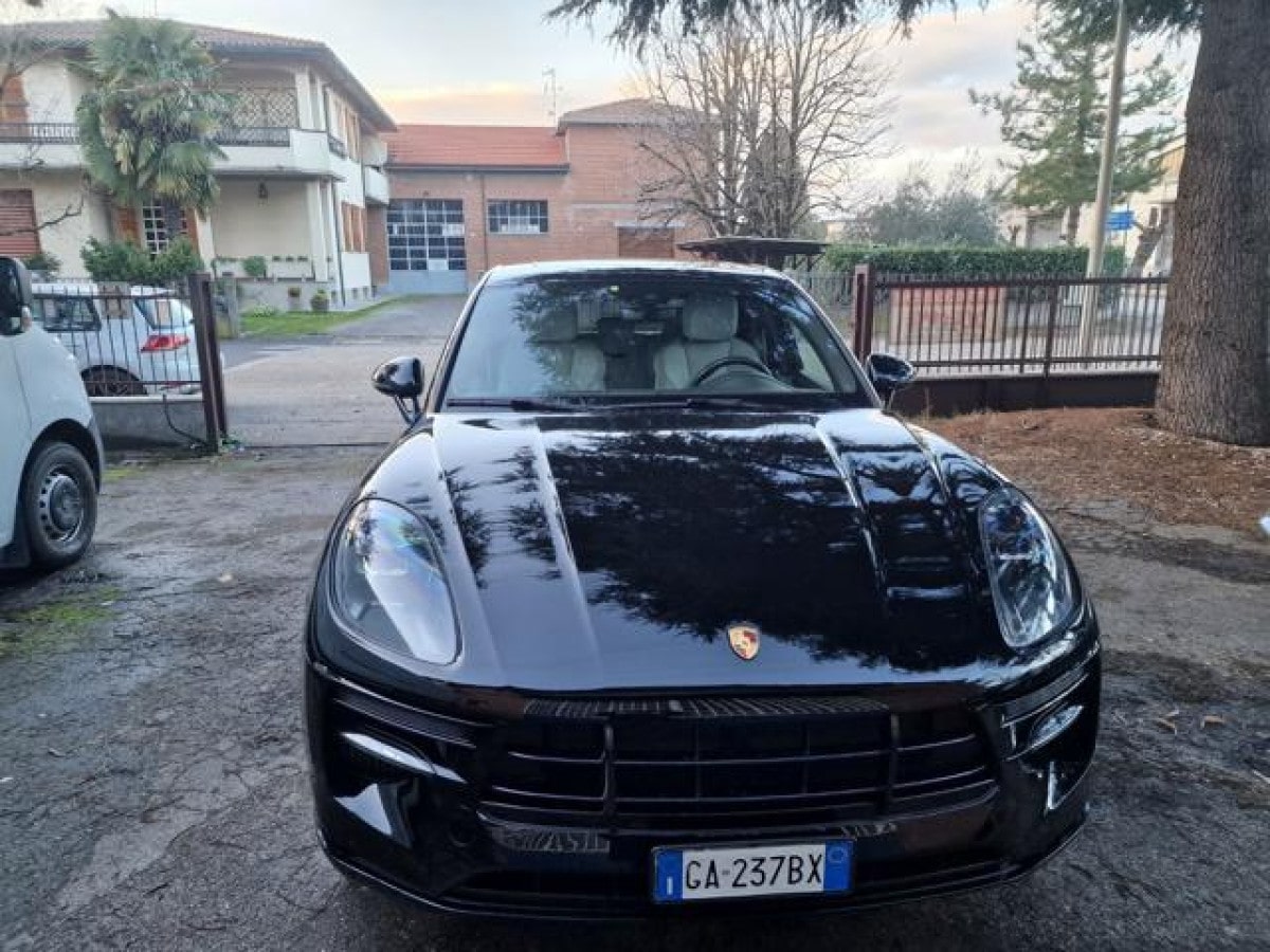 PORSCHE Macan 3.0 S