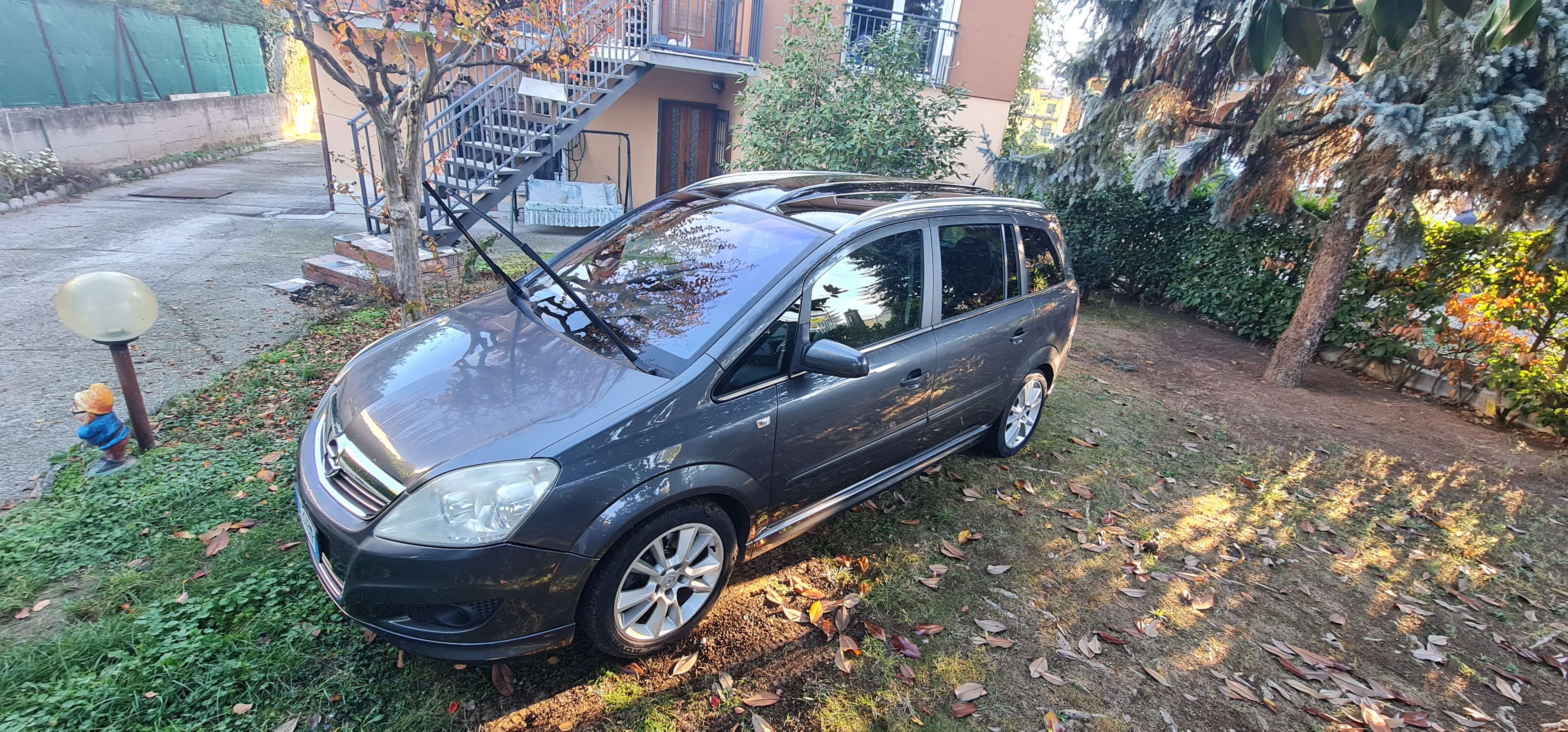 Opel ZafiraZafira 1.9 cdti Cosmo 150cv