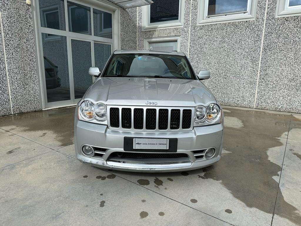 Jeep Grand Cherokee6.1 V8 hemi SRT8 auto