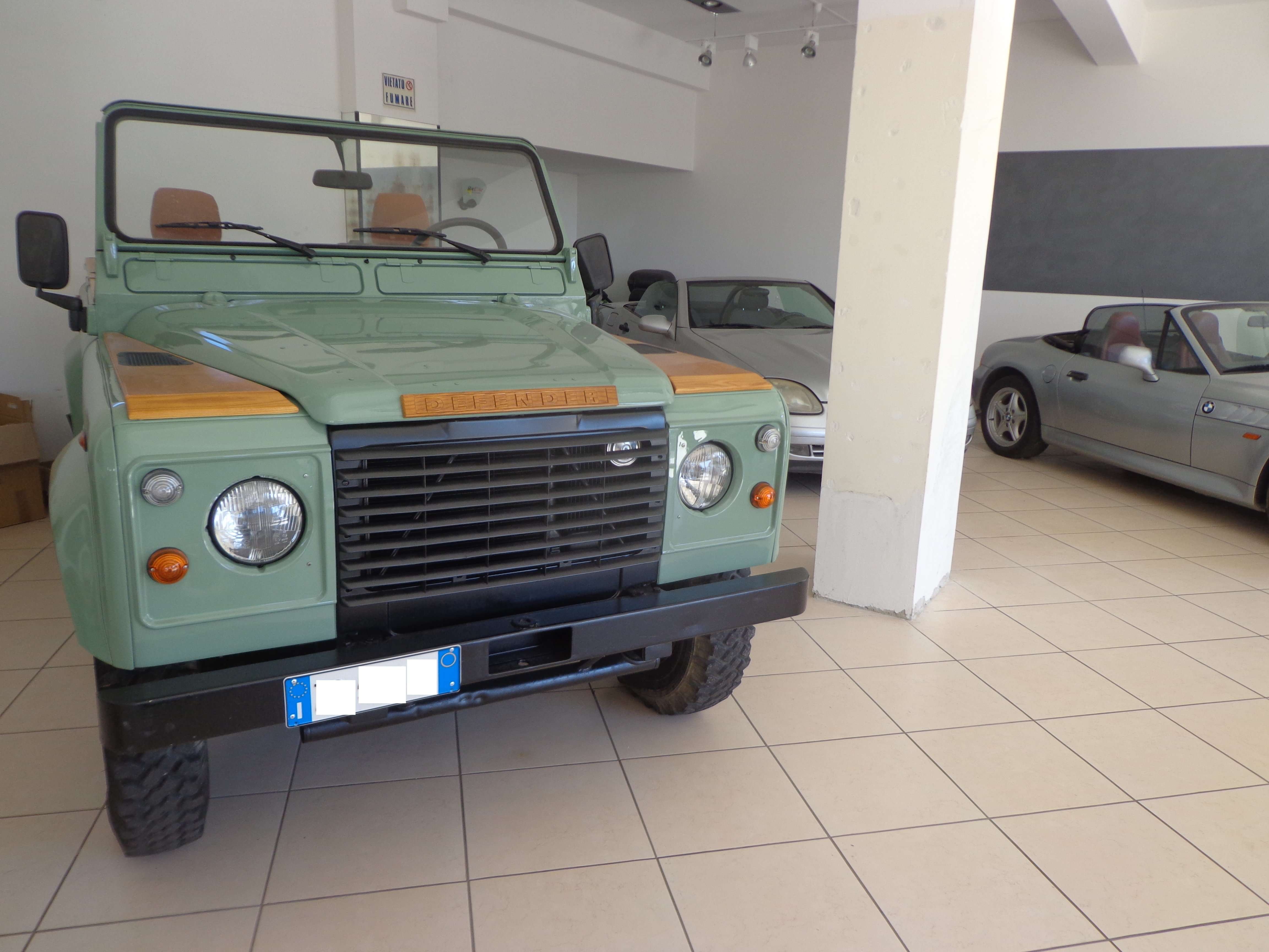 Land Rover DefenderDefender 90 2.5 td Soft Top