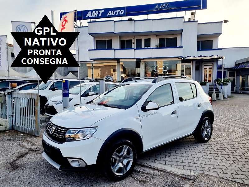 Dacia SanderoStepway 0.9  Comfort Gpl 90cv PRONTA  CONSEGNA