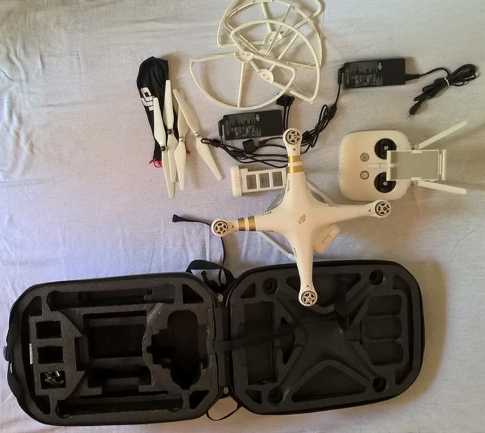 DRONE DJI PHANTOM 3 PRO