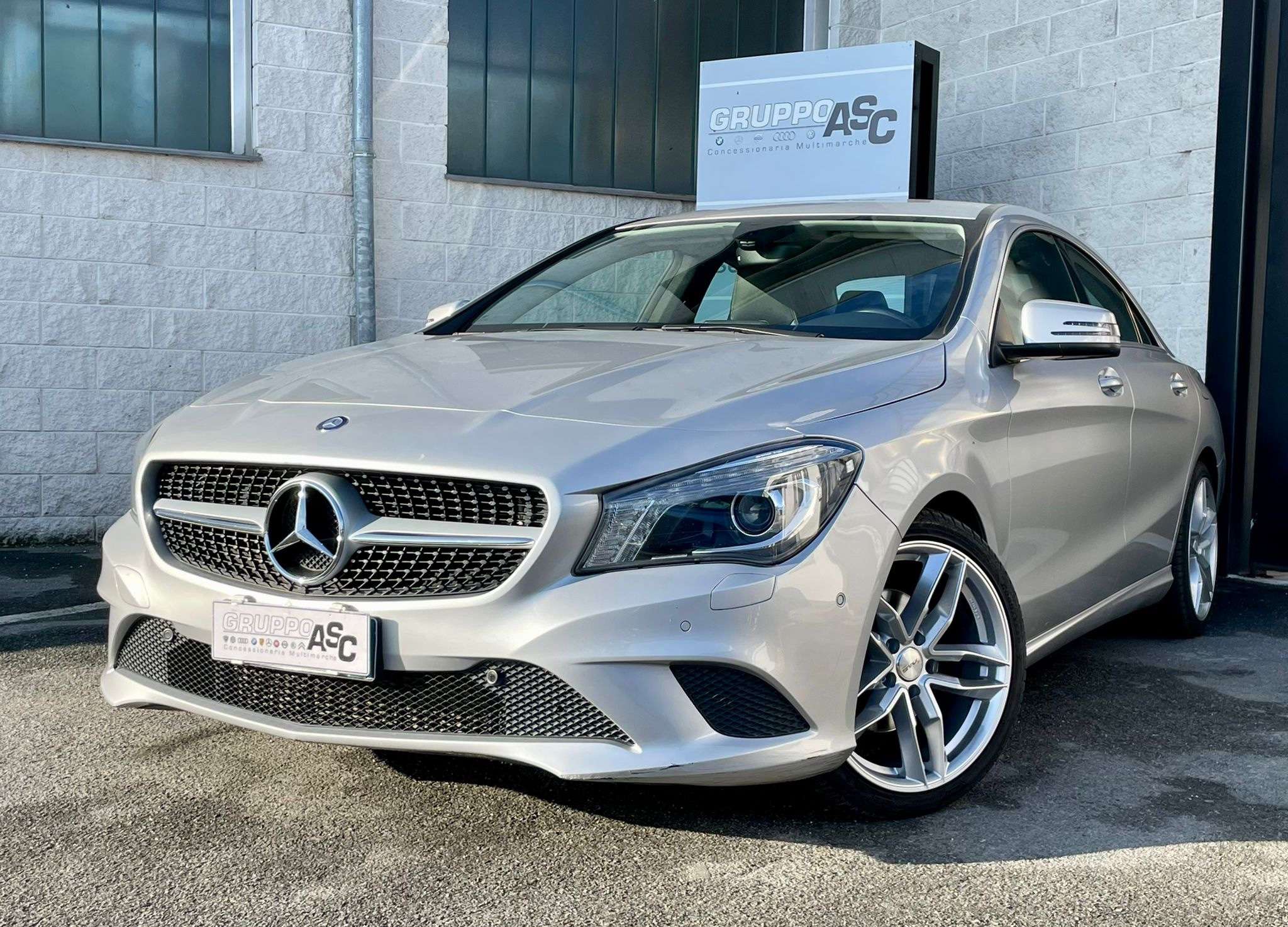 Mercedes-Benz CLA 220cdi SPORT 170 CV AUTOMATICA