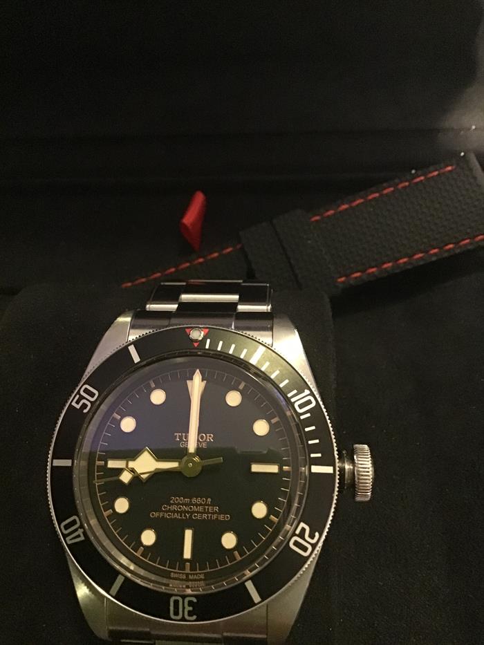 TUDOR BLACK BAY NERO