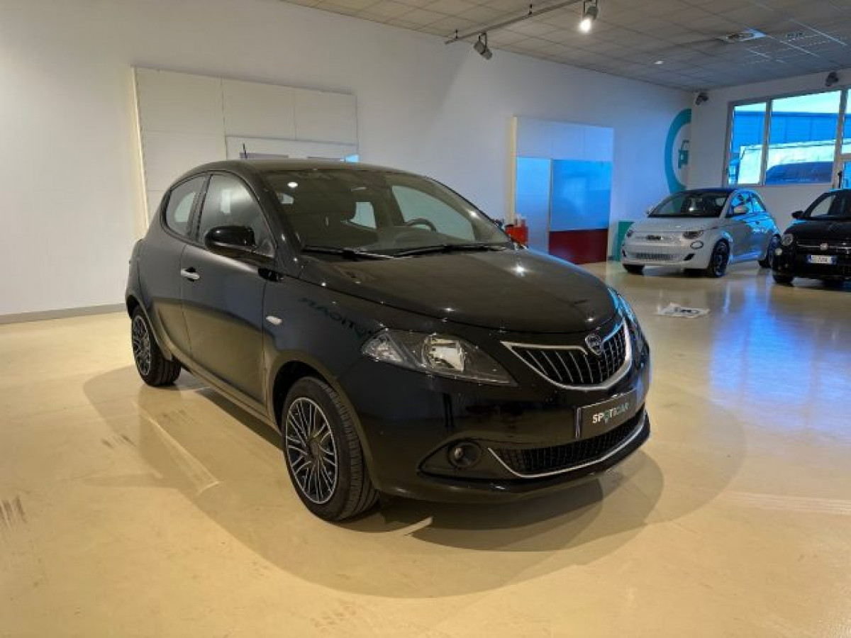 LANCIA Ypsilon 3ª serie Ypsilon 1.0 FireFly 5 porte S&S Hybrid Ecochic Gold