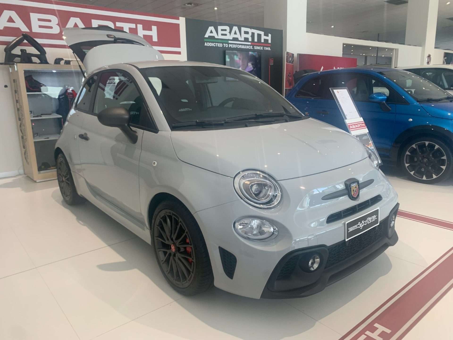 Abarth 6951.4 Turbo T-Jet 180 CV