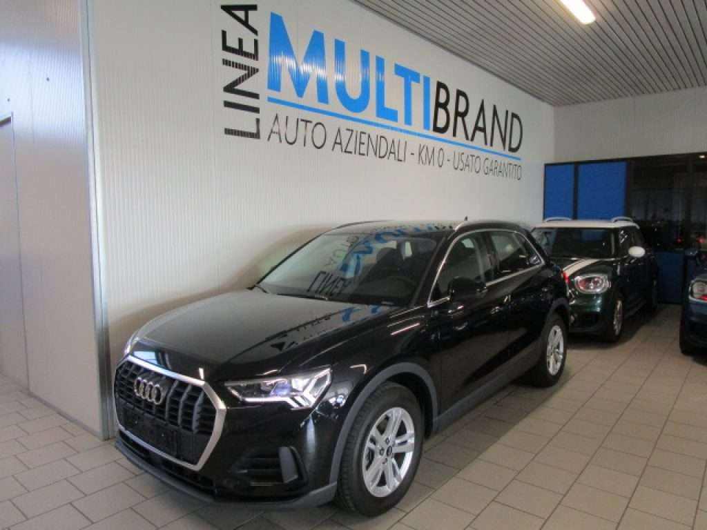 Audi Q335 TFSI S tronic Hybrid Led App Connect  Promo