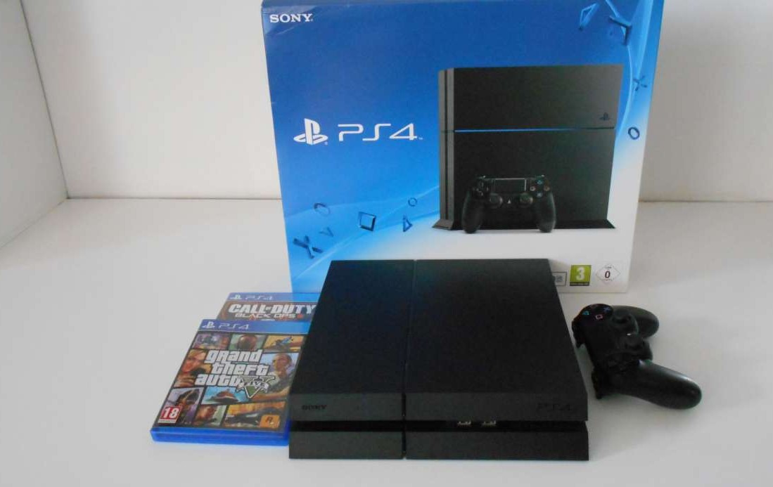 CONSOLE SONY PS4 PLAYSTATION 4 500 GB + 2 GIOCHI