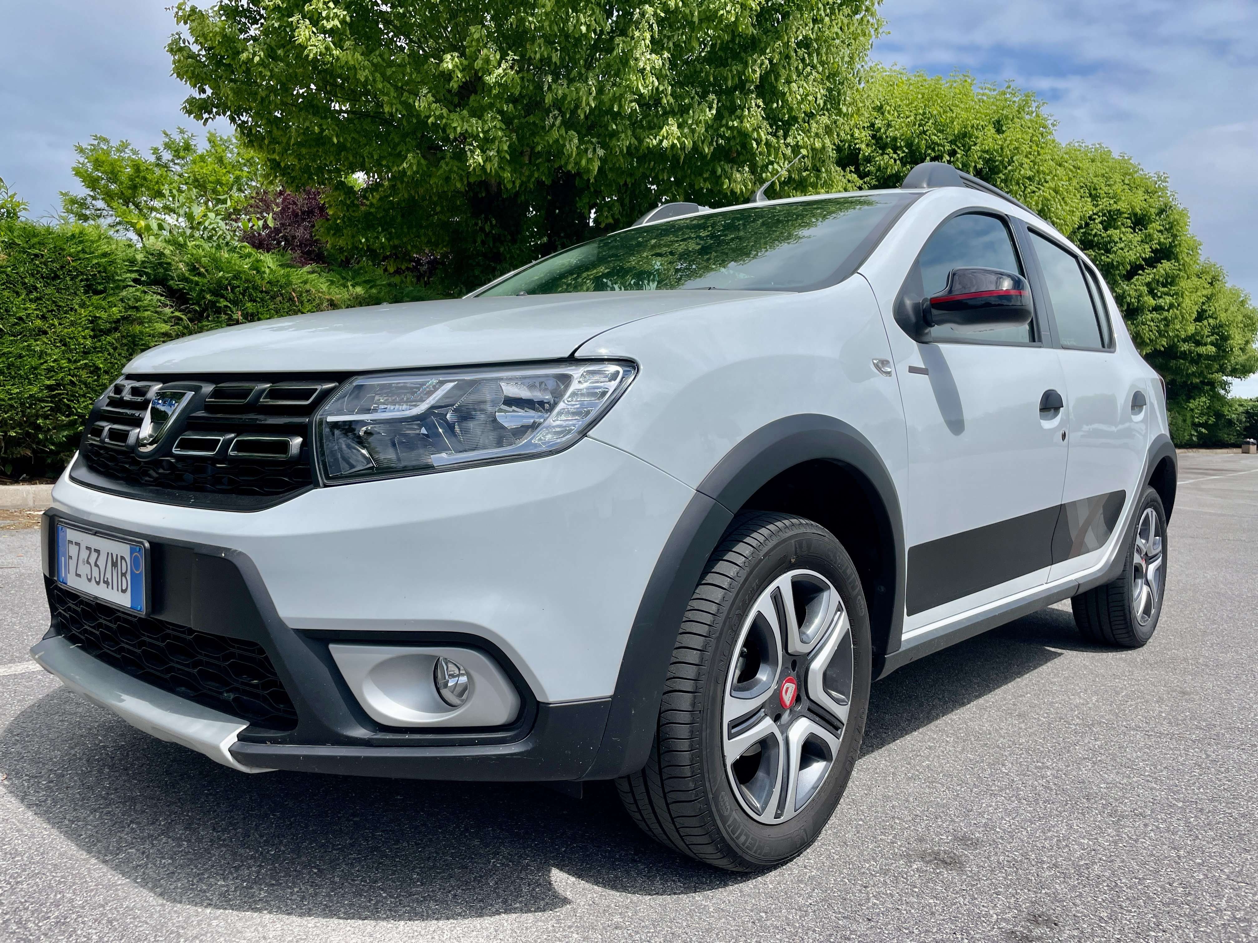 Dacia SanderoStepway 0.9 tce 90cv OK NEOPATENTATO FULL