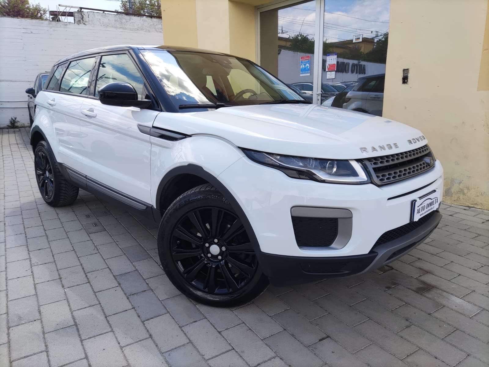 Land Rover Range Rover EvoqueEvoque 5p 2.0 td4 Pure 150cv