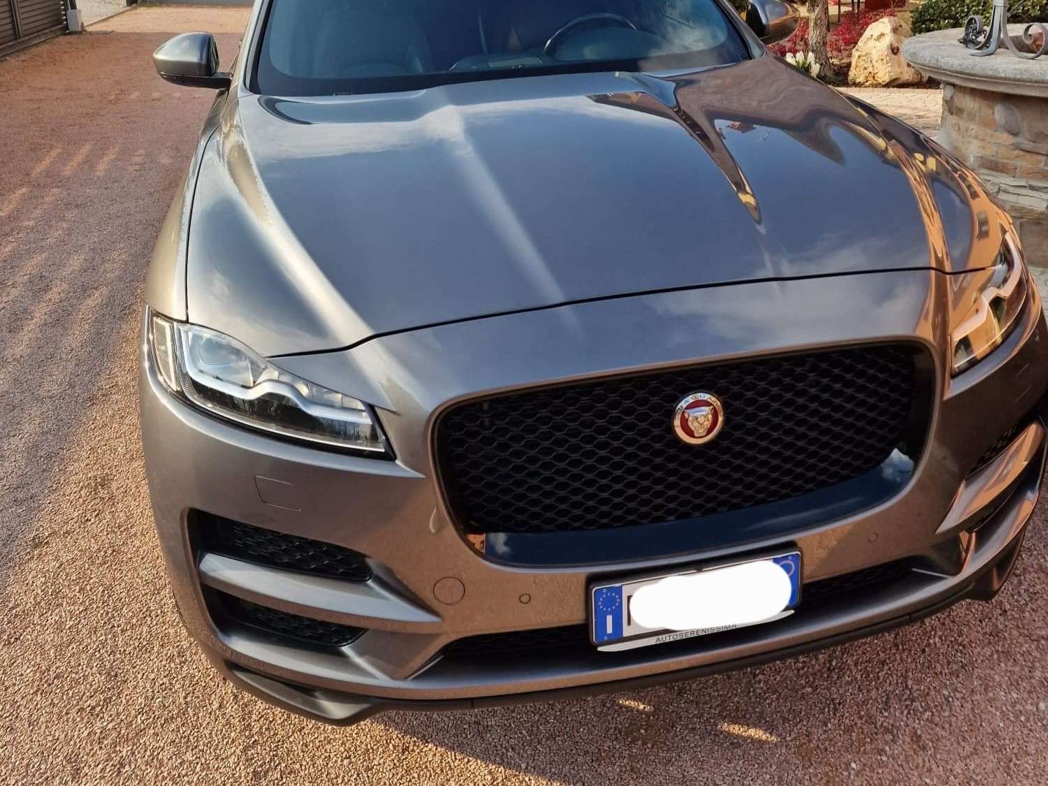 Jaguar F-Pace2.0d i4 Prestige 180cv auto my18