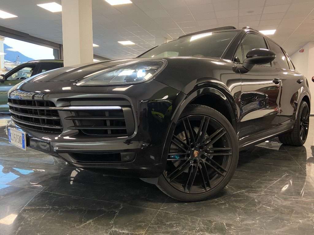 Porsche Cayenne3.0 V6 TETTO + FULL LED + NAVI + CERCHI 22"