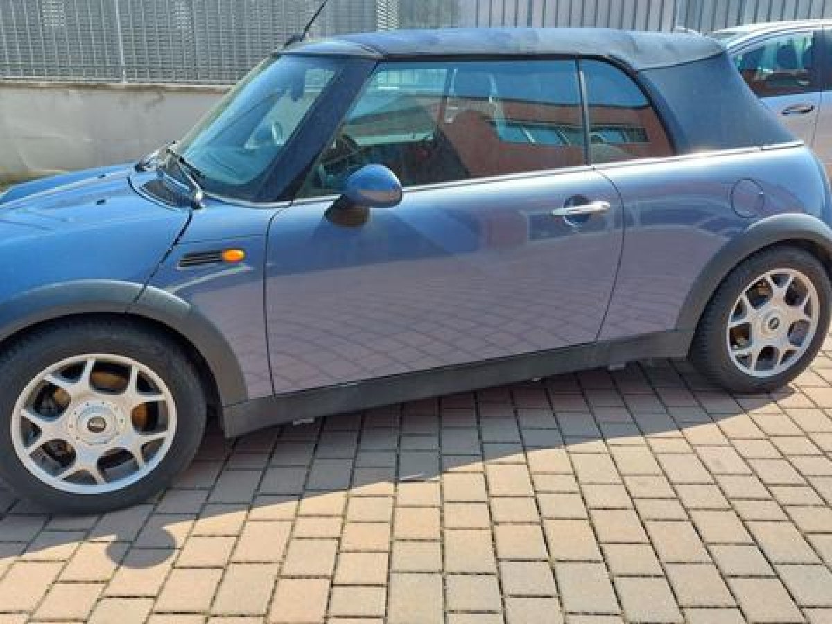 MINI Mini Cabrio (R52) Mini 1.6 16V Cooper Cabrio