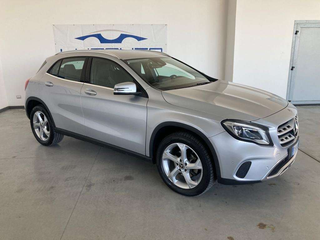 Mercedes-Benz GLA 200GLA 200 d Sport auto