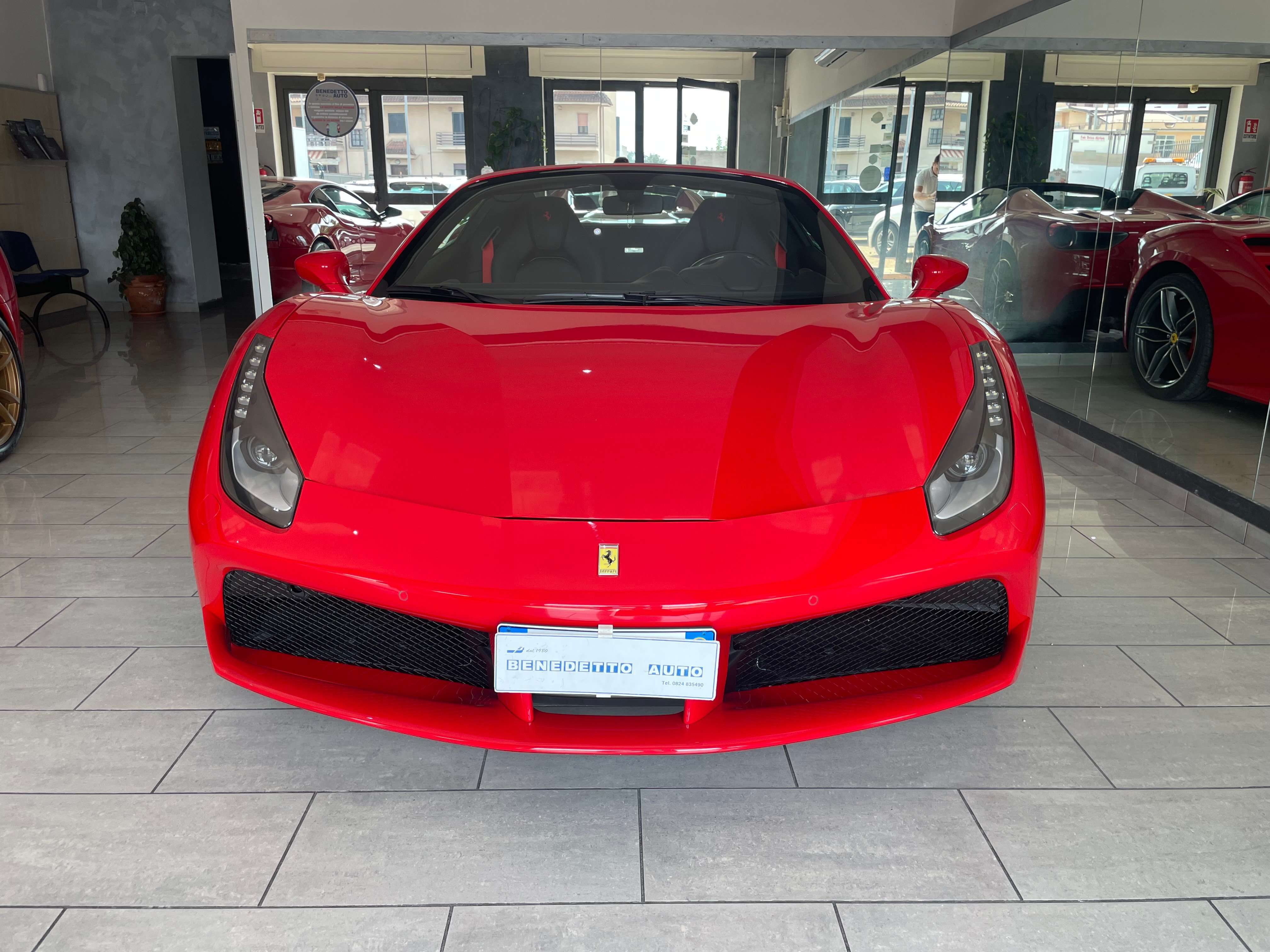 Ferrari 488Spider 3.9 dct UFF ITALIA PARI AL NUOVO