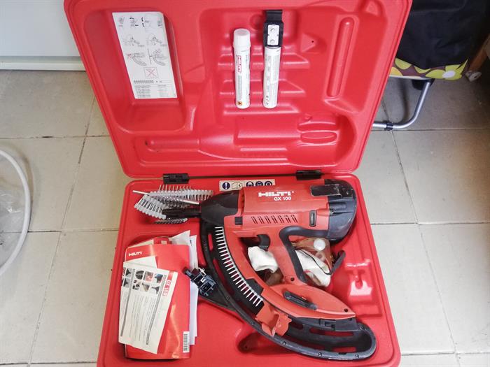 CHIODATRICE HILTI GX 100 USATA