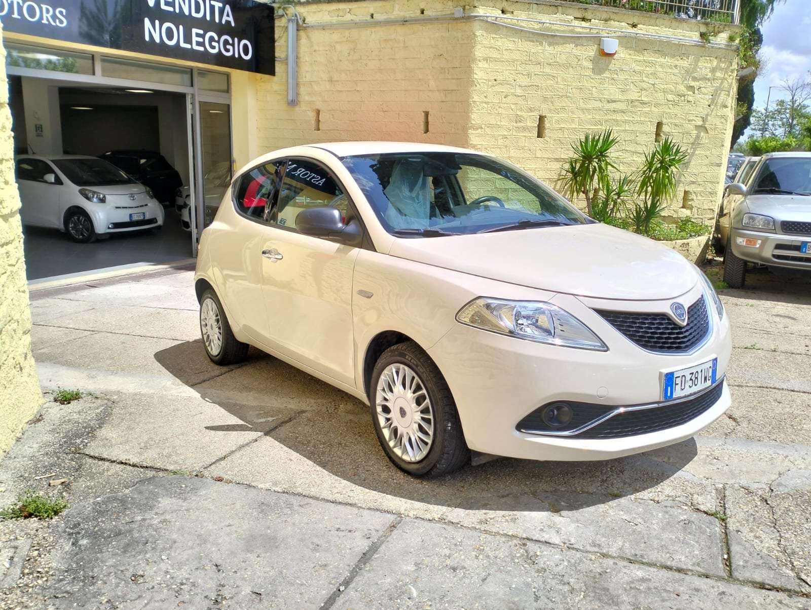 Lancia YpsilonYpsilon 1.2 Silver 69cv Euro6 Distribuzione Nuova