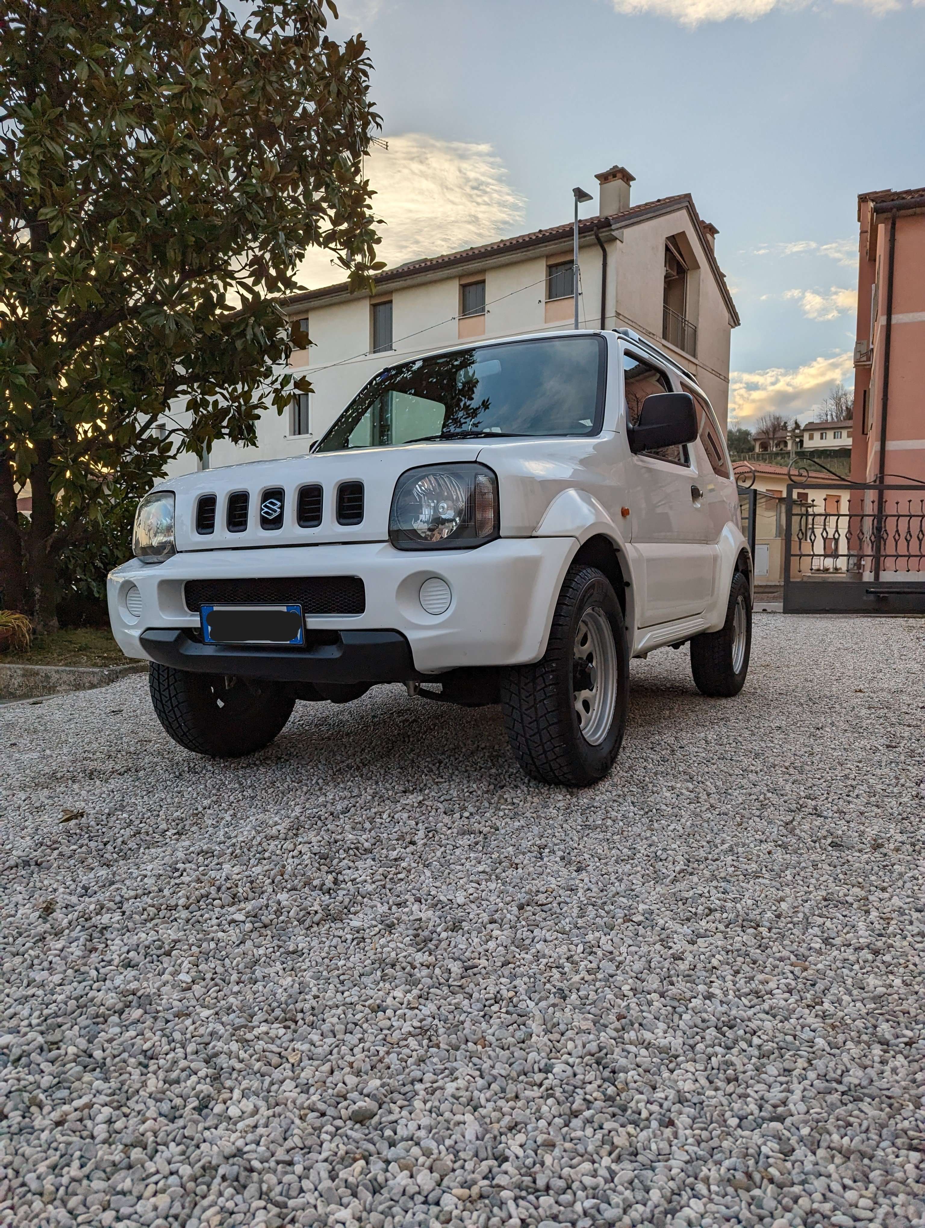 Suzuki Jimny1.3 16v JLX 4wd E3 + Gancio Traino