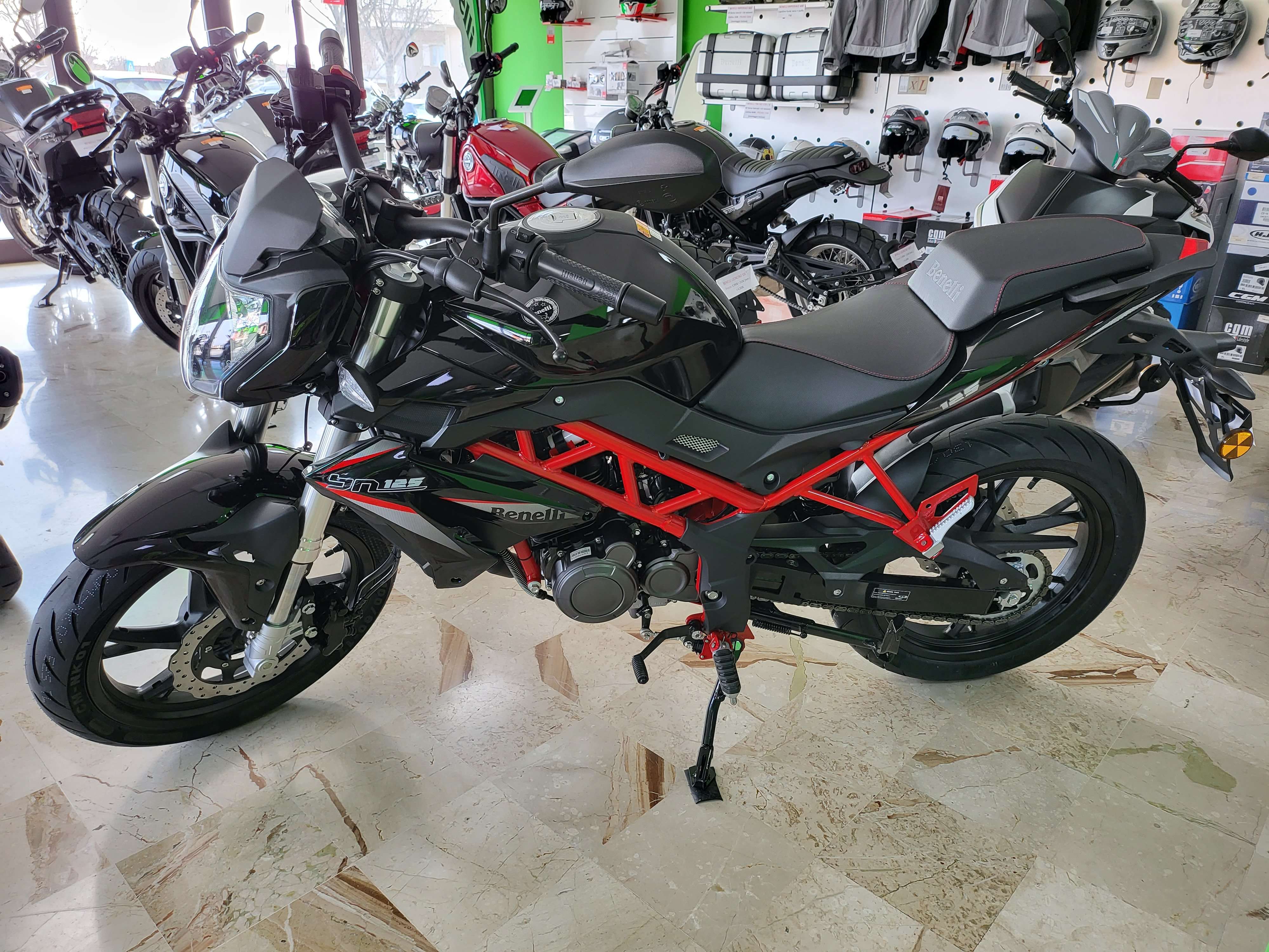 Benelli BN 125