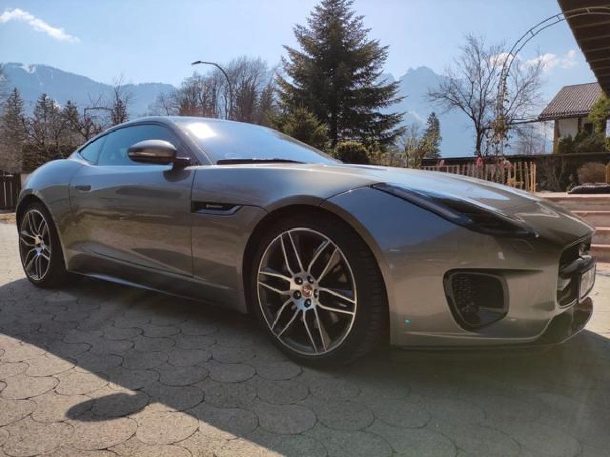 JAGUAR F-Type (X152) F-Type 2.0 aut. Coupé R-Dynamic