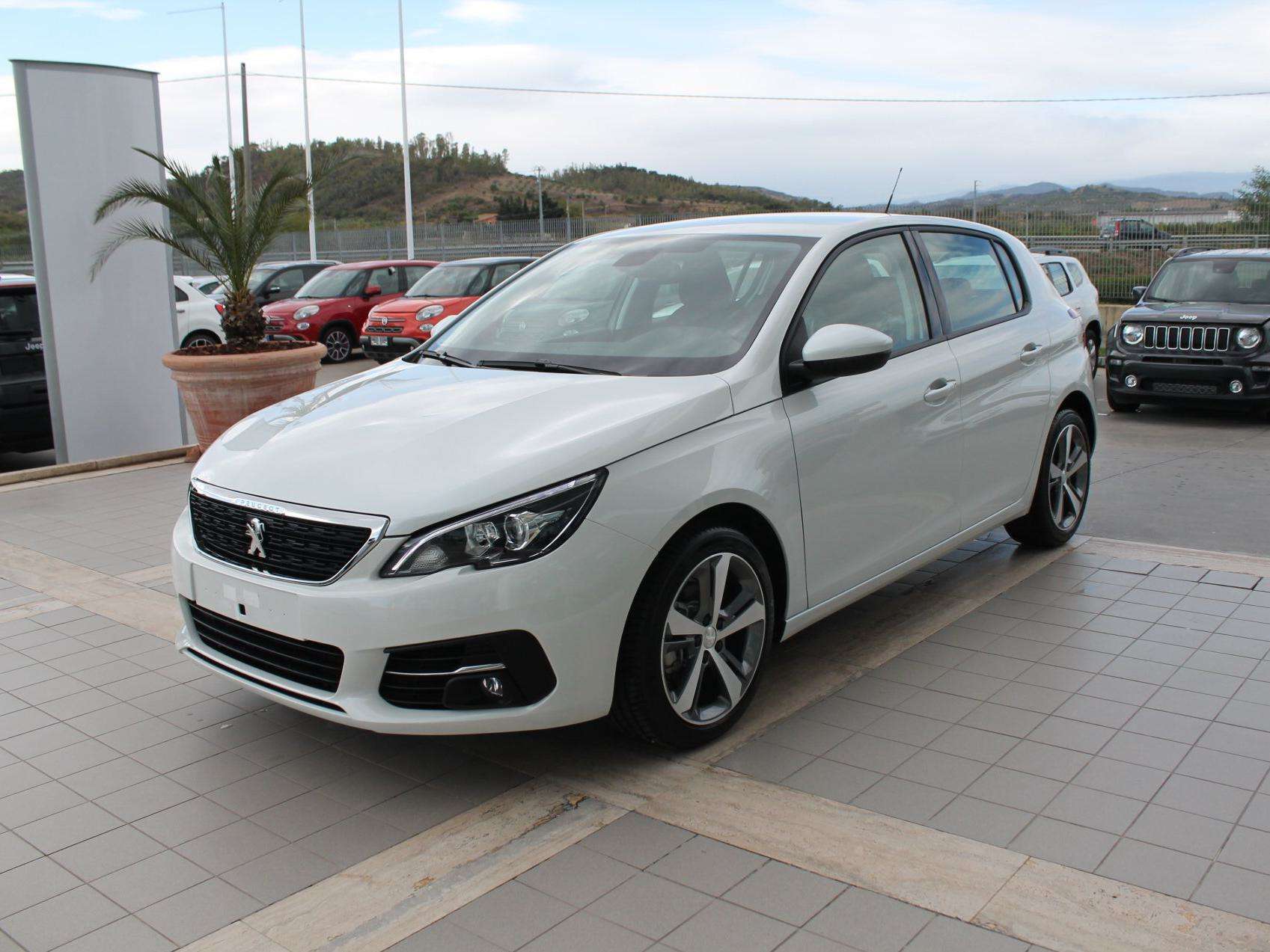 Peugeot 308308 5p 1.5 bluehdi Active EAT8