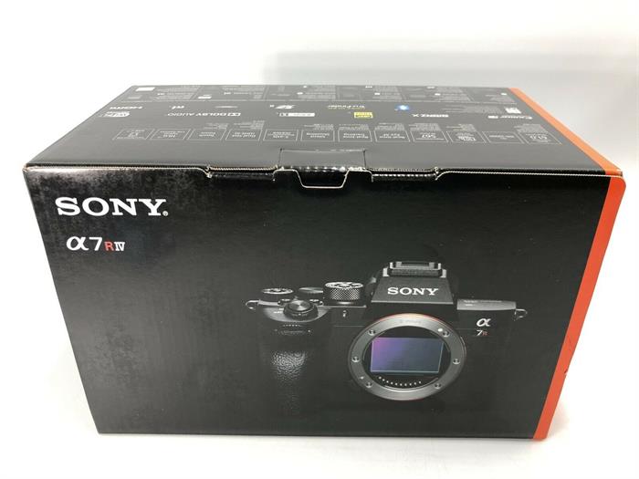 SONY A7R IV CAMERA PIU' BATTERY GRIP