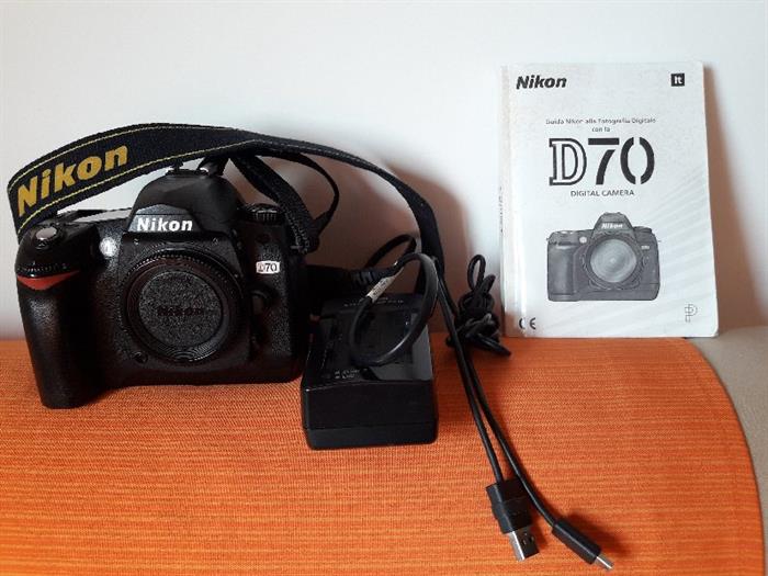 FOTOCAMERA NIKON D70S