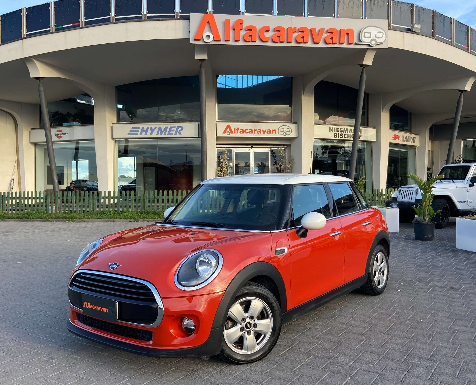 MINI 1.5 Cooper D 5 porte