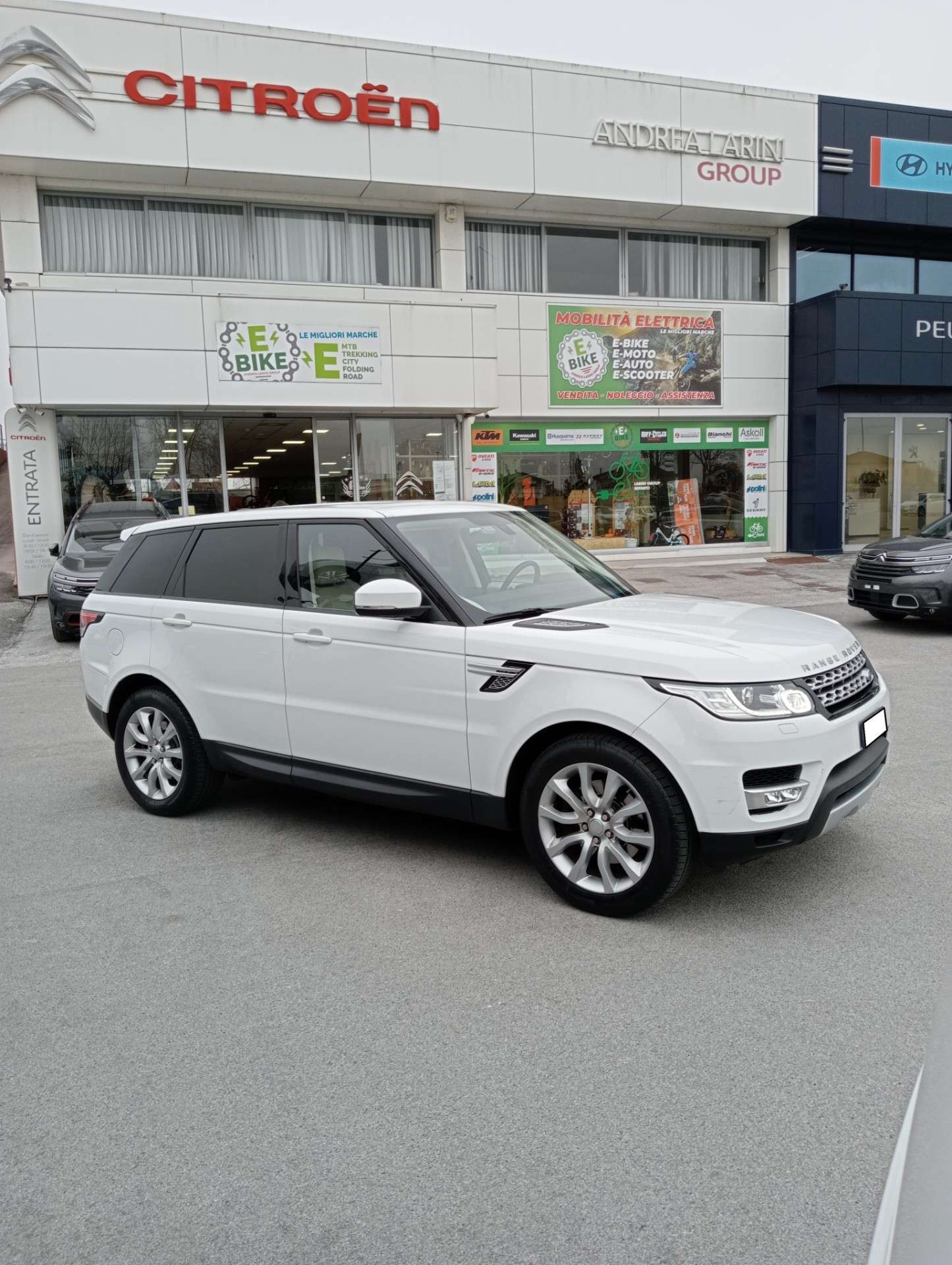 Land Rover Range Rover SportRange Rover Sport 3.0 TDV6 HSE