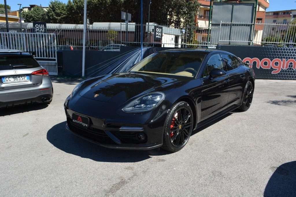 Porsche Panamera4.0 Turbo