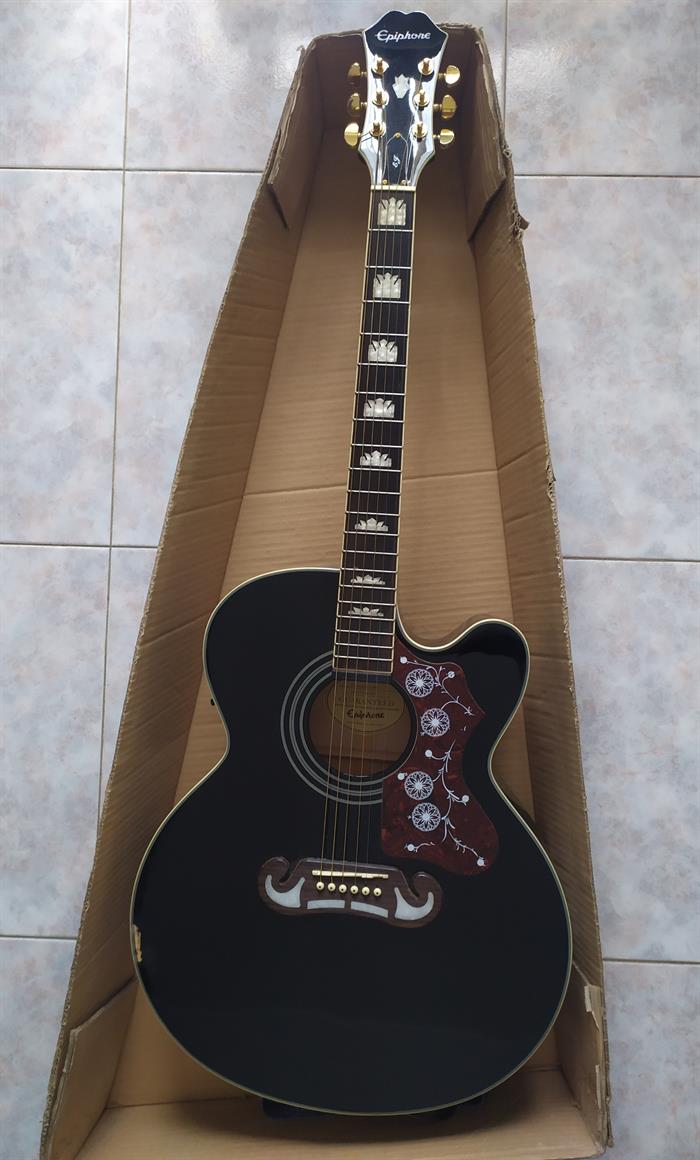 CHITARRA ACUSTICA EPIPHONE MODELLO EJ200SCE