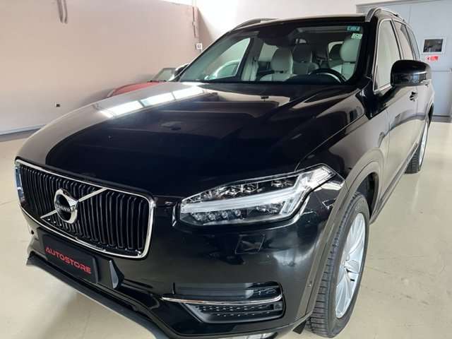 Volvo XC902.0 D5 AWD Geartr. MOMENTUM*GARANZIA 24 MESI*