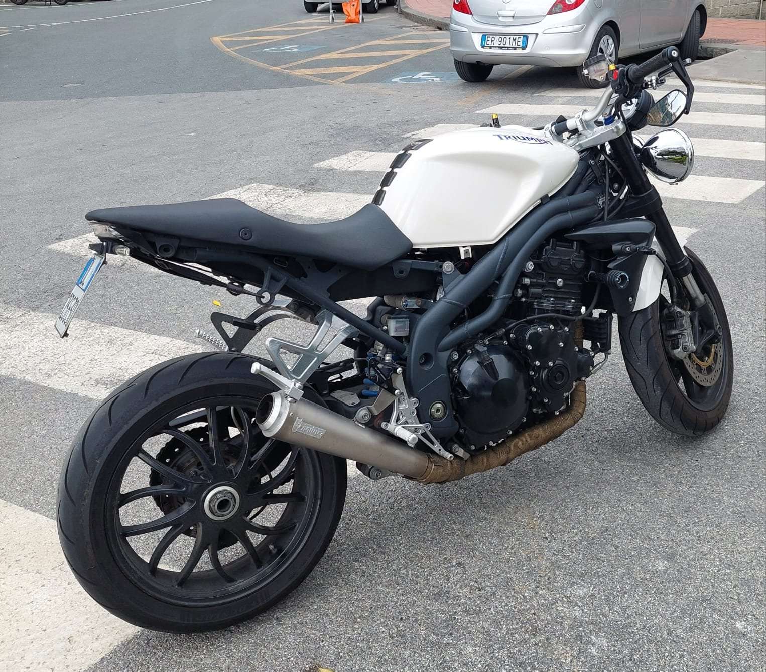 Triumph Speed Triple 1050