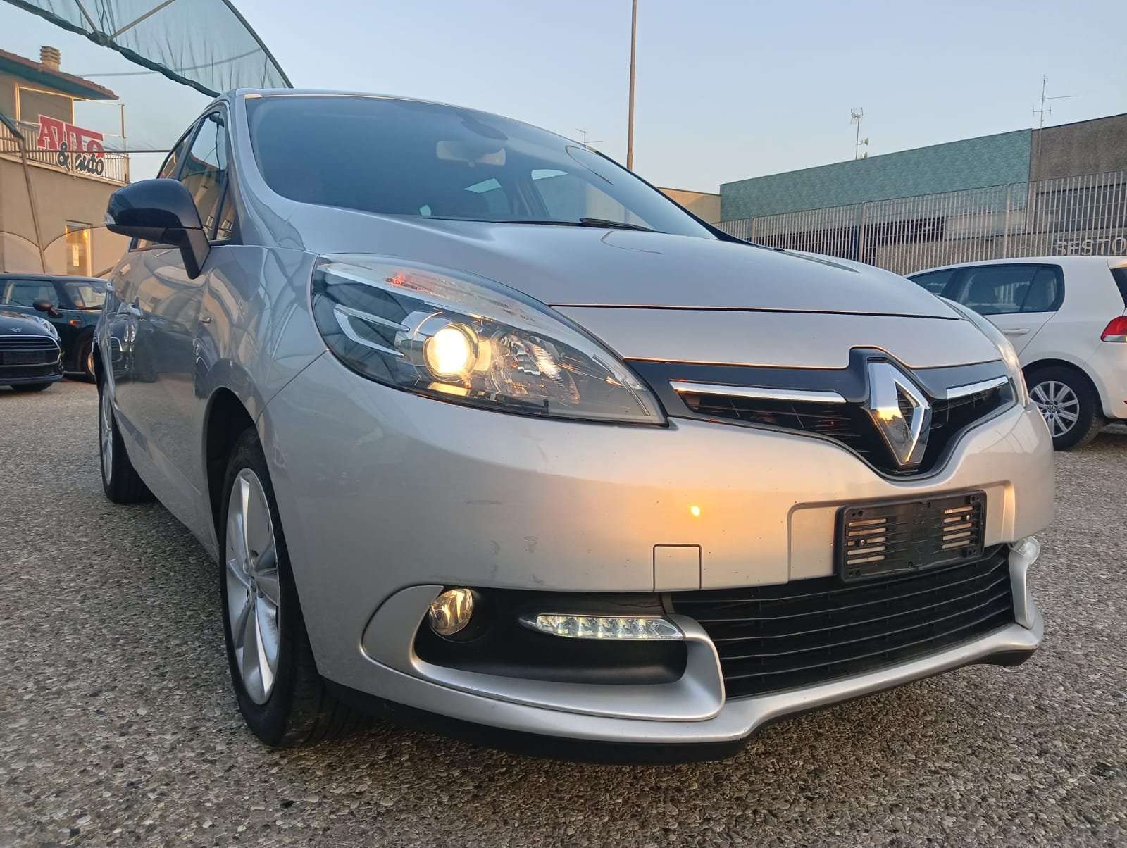 Renault ScenicScenic X-Mod 1.5 dci Autocarro