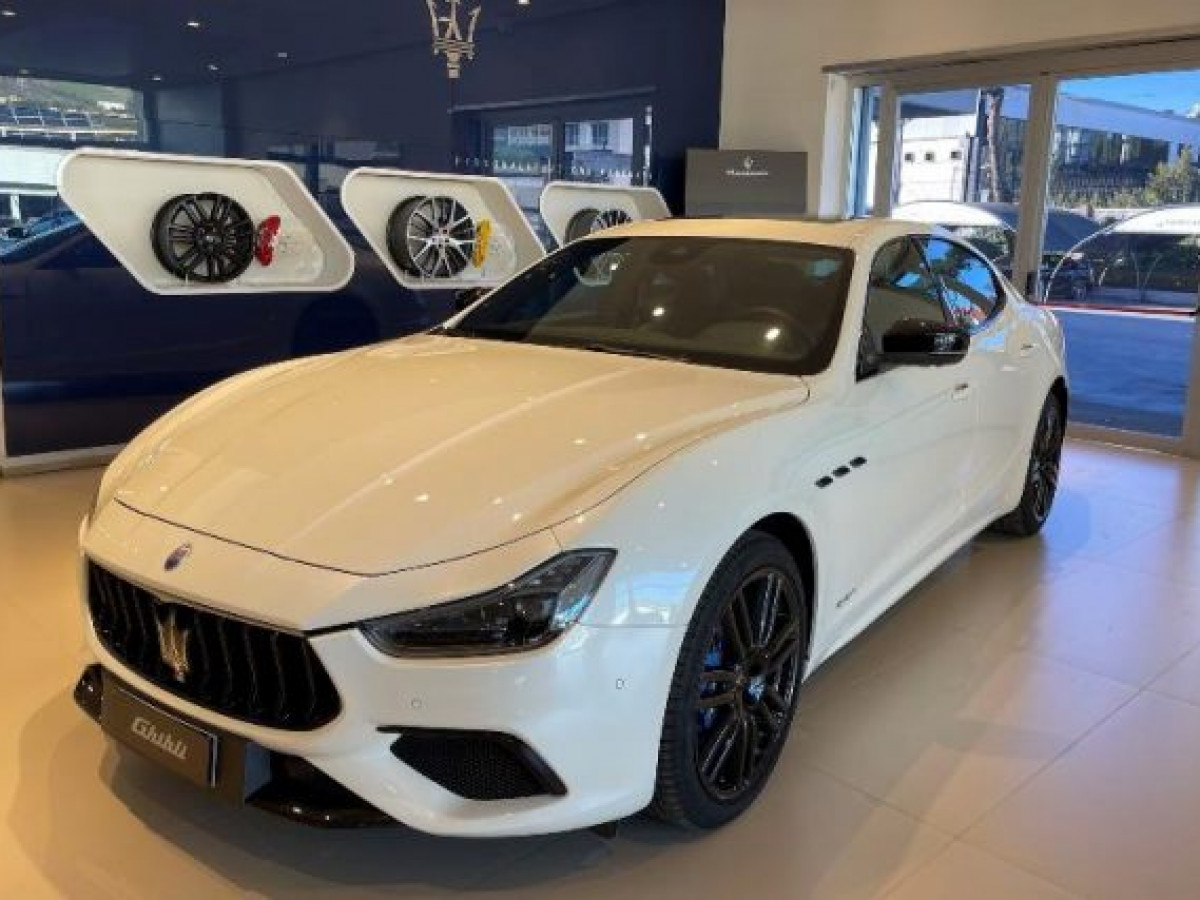 MASERATI Ghibli Ghibli 330 CV MHEV GT