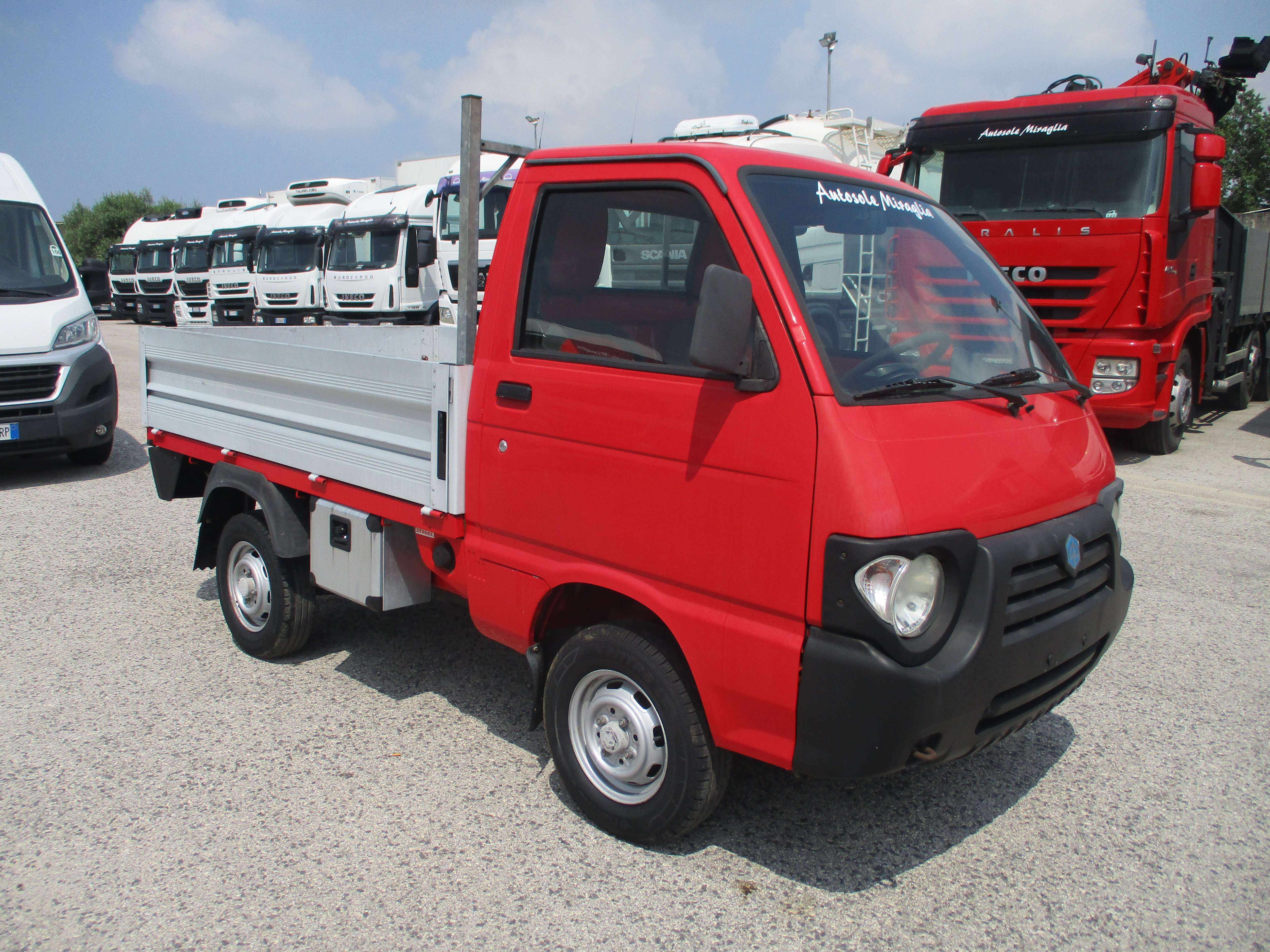 Piaggio QuargoDIESEL CASSONE FISSO 2.10 METRI SOLO 11000 KM