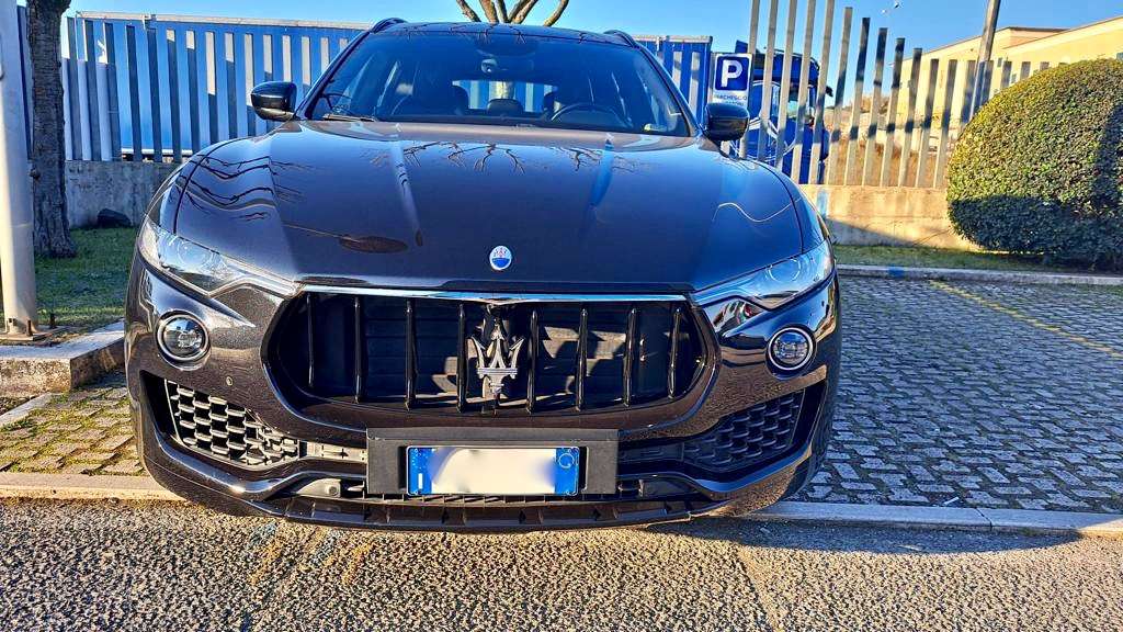 Maserati Levante3.0 V6 430cv