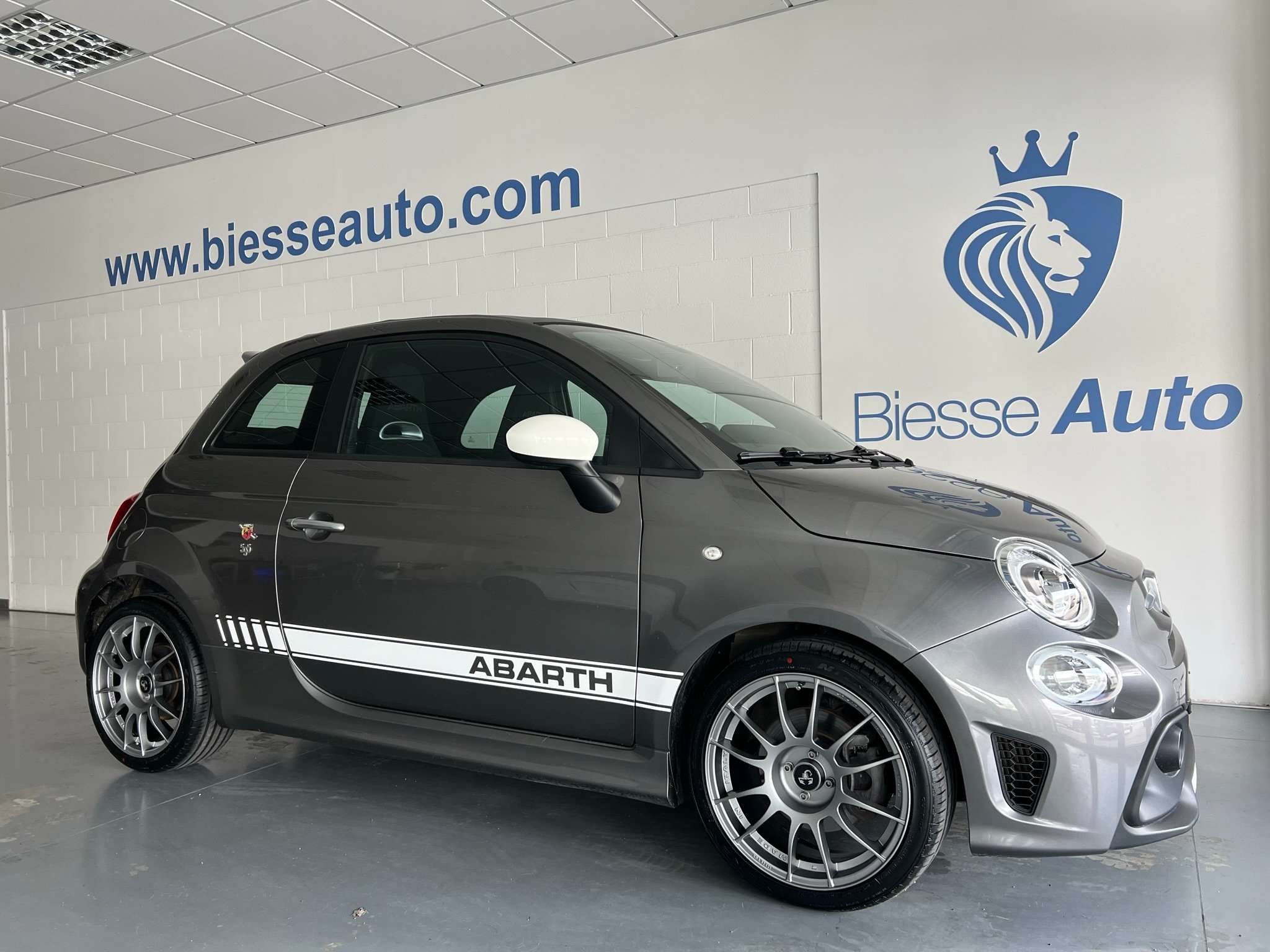 Abarth 595C1.4 T-Jet 145cv CABRIO PACK ESTETICO