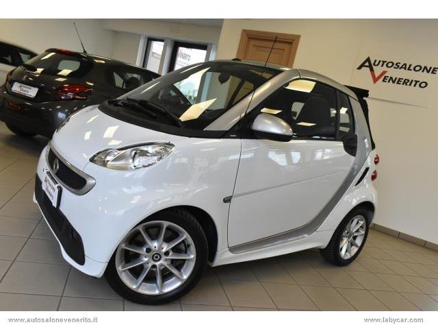 Smart fortwo 1000 52 kw mhd cabrio passion