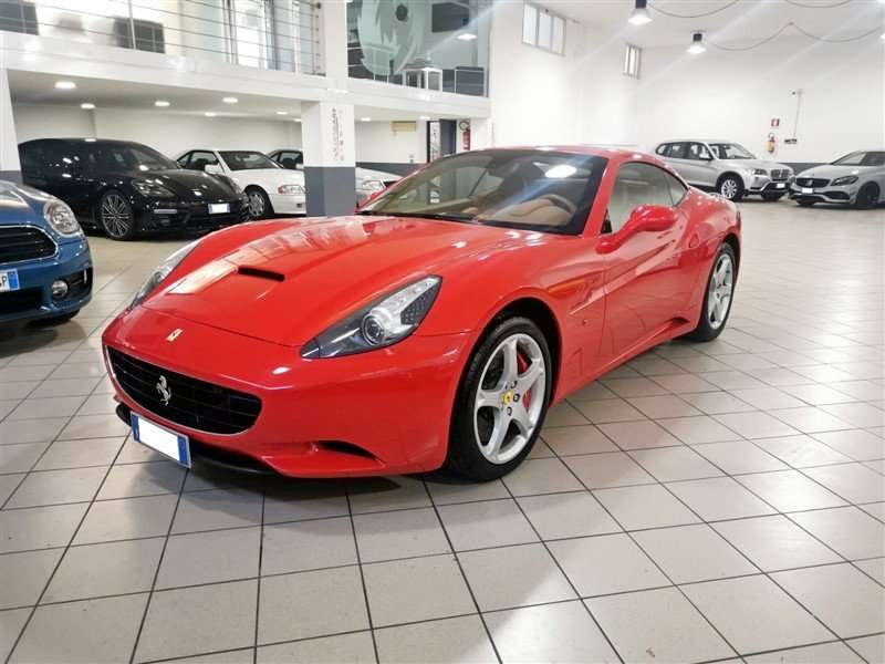 Ferrari California4.3 dct